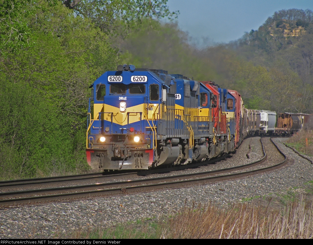 DM&E 6200, CP's River Sub.